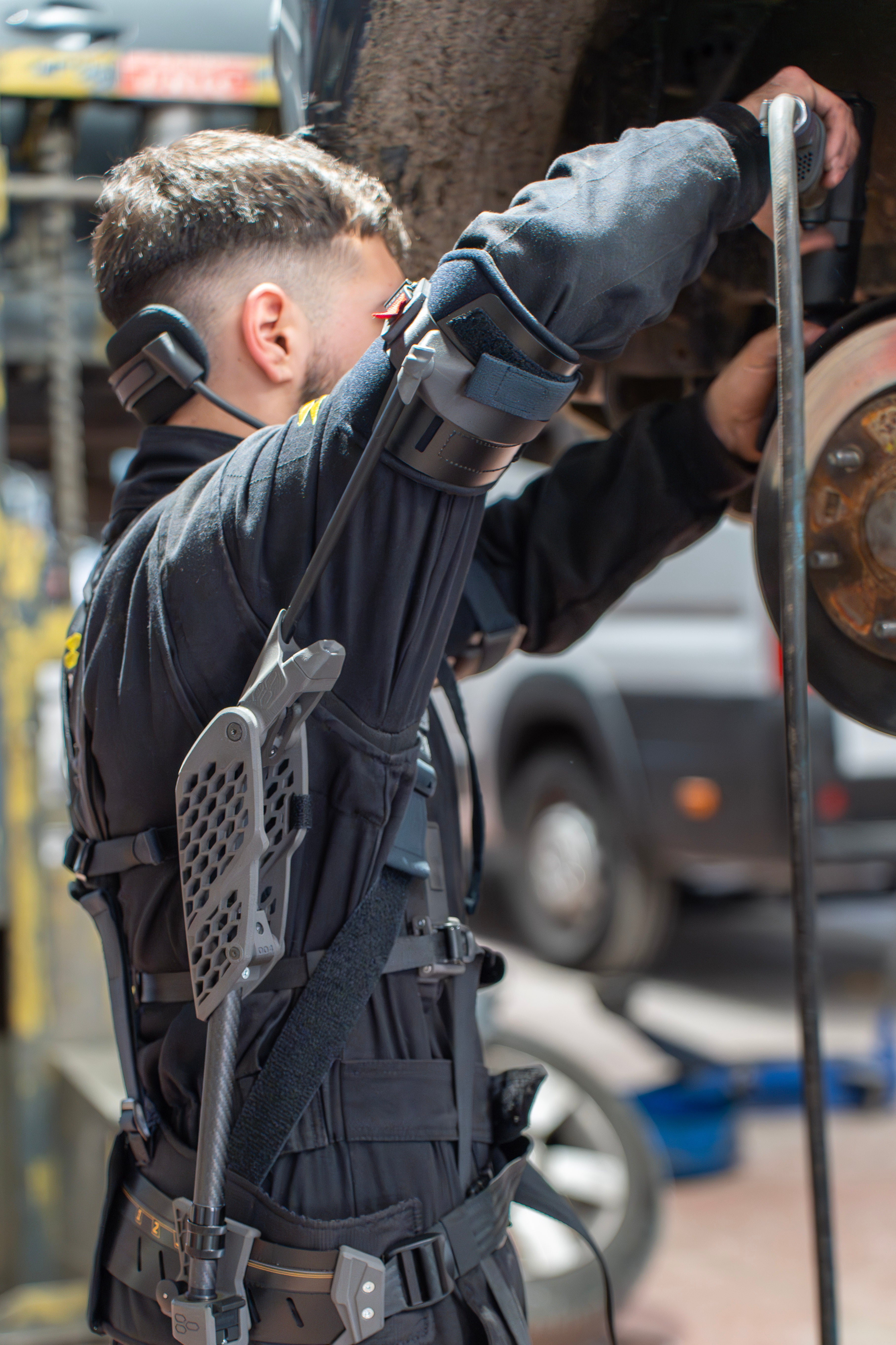 HAPO UP: Passive Shoulder & Arm Exoskeleton for Overhead Work